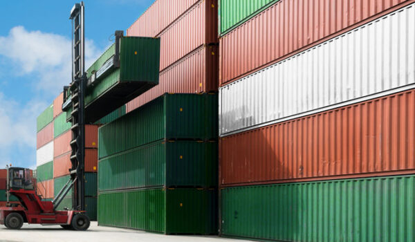 Spedire con UPS: I vantaggi e le tipologie di spedizione del corriere